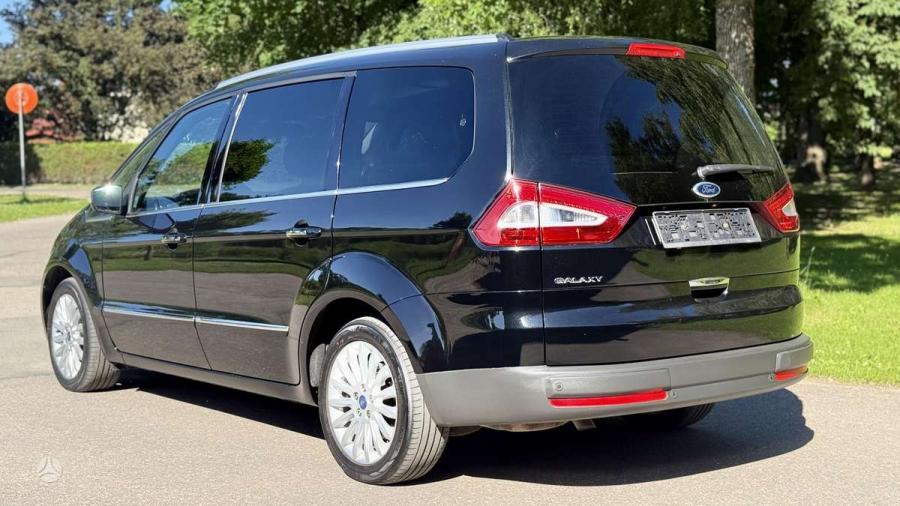 Black Ford Galaxy 2013 in Panevezys, with an engine capacity of 2.00 L and mileage of 280 thousand km for 6000 €, photo 14 on AUTOMOTO.COM.LV