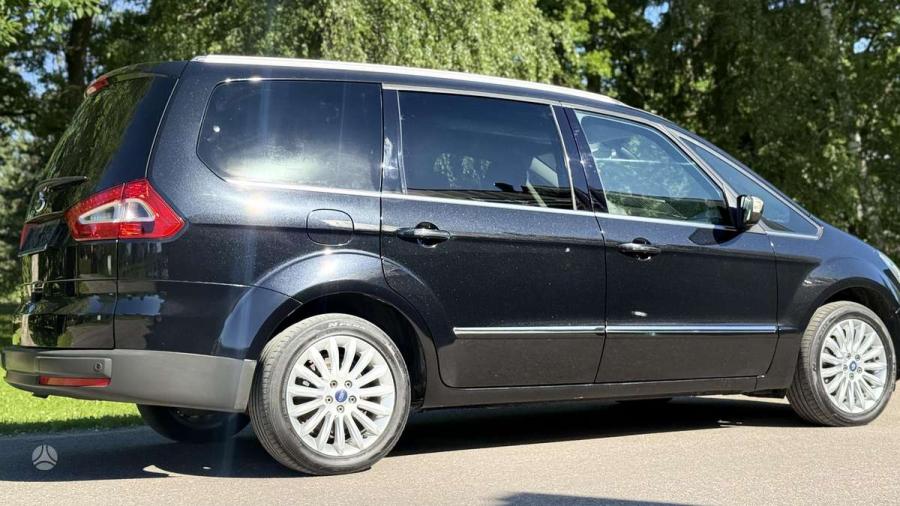 Black Ford Galaxy 2013 in Panevezys, with an engine capacity of 2.00 L and mileage of 280 thousand km for 6000 €, photo 15 on AUTOMOTO.COM.LV