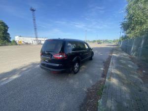 Melns Ford Galaxy 2013 Marijampole, ar dzinēja tilpumu 2.18 L un nobraukumu 238 tūkst. km par 5300 €, foto 4 vietnē AUTOMOTO.COM.LV