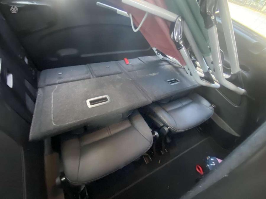 Melns Ford Galaxy 2013 Marijampole, ar dzinēja tilpumu 2.18 L un nobraukumu 238 tūkst. km par 5300 €, foto 8 vietnē AUTOMOTO.COM.LV