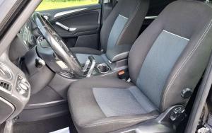 Black Ford Galaxy 2013 in Taurage, with an engine capacity of 2.00 L and mileage of 319 thousand km for 4500 €, photo 12 on AUTOMOTO.COM.LV