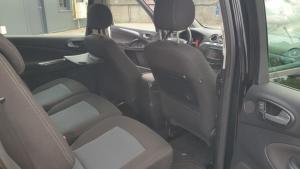 Black Ford Galaxy 2013 in Siauliai, with an engine capacity of 2.00 L and mileage of 0 thousand km for 5900 €, photo 18 on AUTOMOTO.COM.LV