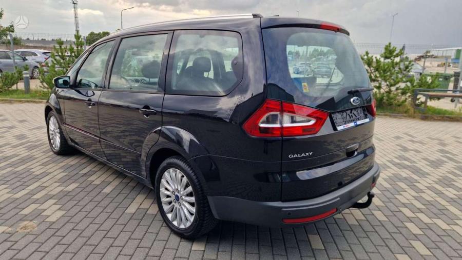 Black Ford Galaxy 2013 in Siauliai, with an engine capacity of 2.00 L and mileage of 0 thousand km for 5900 €, photo 7 on AUTOMOTO.COM.LV