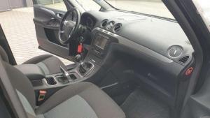 Black Ford Galaxy 2013 in Siauliai, with an engine capacity of 2.00 L and mileage of 0 thousand km for 5900 €, photo 11 on AUTOMOTO.COM.LV