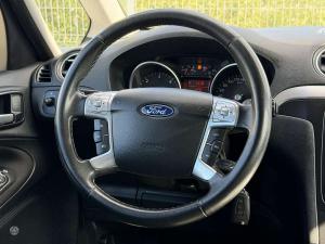 Black Ford Galaxy 2013 in Taurage, with an engine capacity of 2.00 L and mileage of 338 thousand km for 5300 €, photo 19 on AUTOMOTO.COM.LV