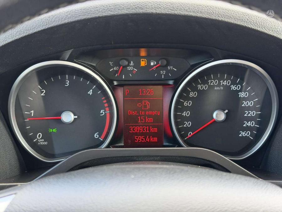 Black Ford Galaxy 2013 in Taurage, with an engine capacity of 2.00 L and mileage of 338 thousand km for 5300 €, photo 20 on AUTOMOTO.COM.LV