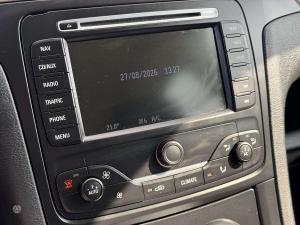 Black Ford Galaxy 2013 in Taurage, with an engine capacity of 2.00 L and mileage of 338 thousand km for 5300 €, photo 22 on AUTOMOTO.COM.LV