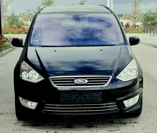 Ford Galaxy 2013 Viļņa vietnē Melns Ford Galaxy 2013 Viļņa, ar dzinēja tilpumu 2.00 L un nobraukumu 262 tūkst. km par 6850 €, foto 5 vietnē AUTOMOTO.COM.LV