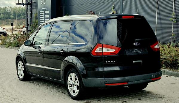 Ford Galaxy 2013 Viļņa vietnē Melns Ford Galaxy 2013 Viļņa, ar dzinēja tilpumu 2.00 L un nobraukumu 262 tūkst. km par 6850 €, foto 9 vietnē AUTOMOTO.COM.LV
