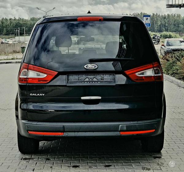 Ford Galaxy 2013 Viļņa vietnē Melns Ford Galaxy 2013 Viļņa, ar dzinēja tilpumu 2.00 L un nobraukumu 262 tūkst. km par 6850 €, foto 10 vietnē AUTOMOTO.COM.LV