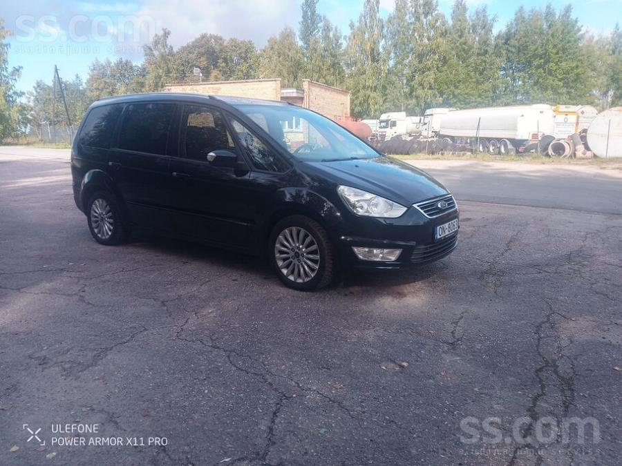 Black Ford Galaxy 2013 in Riga, with an engine capacity of 2.00 L and mileage of 317 thousand km for 7350 €, photo 10 on AUTOMOTO.COM.LV