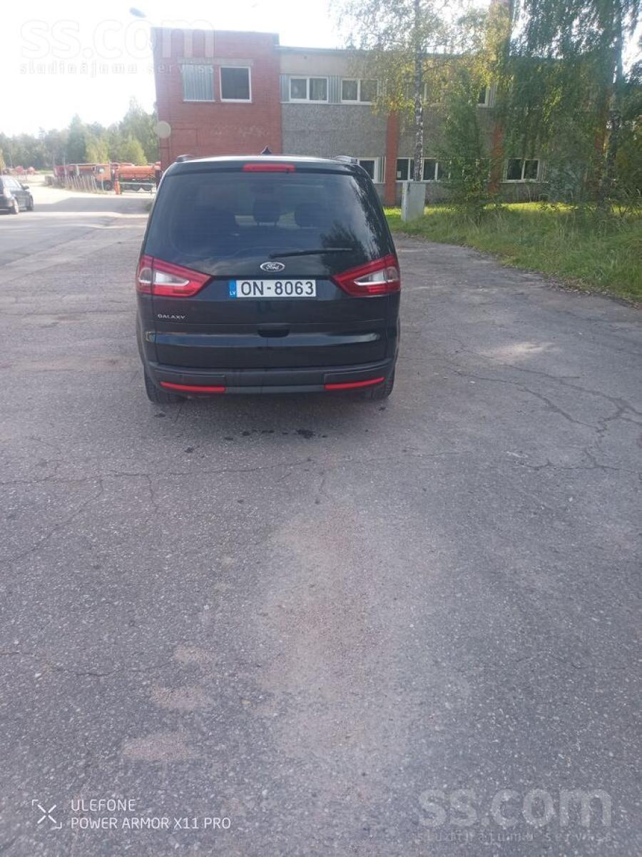 Black Ford Galaxy 2013 in Riga, with an engine capacity of 2.00 L and mileage of 317 thousand km for 7350 €, photo 13 on AUTOMOTO.COM.LV