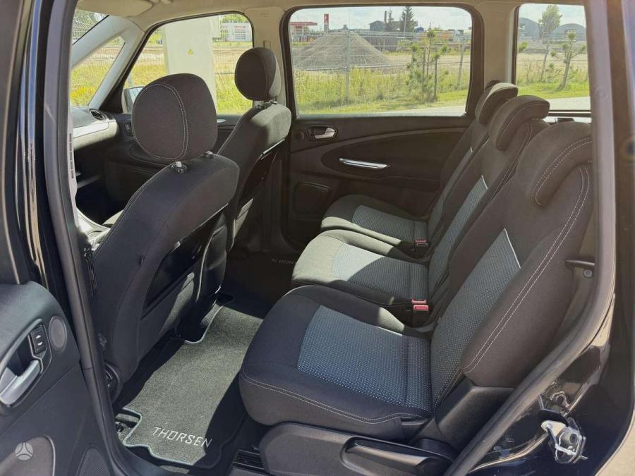 Black Ford Galaxy 2013 in Taurage, with an engine capacity of 2.00 L and mileage of 338 thousand km for 5300 €, photo 12 on AUTOMOTO.COM.LV