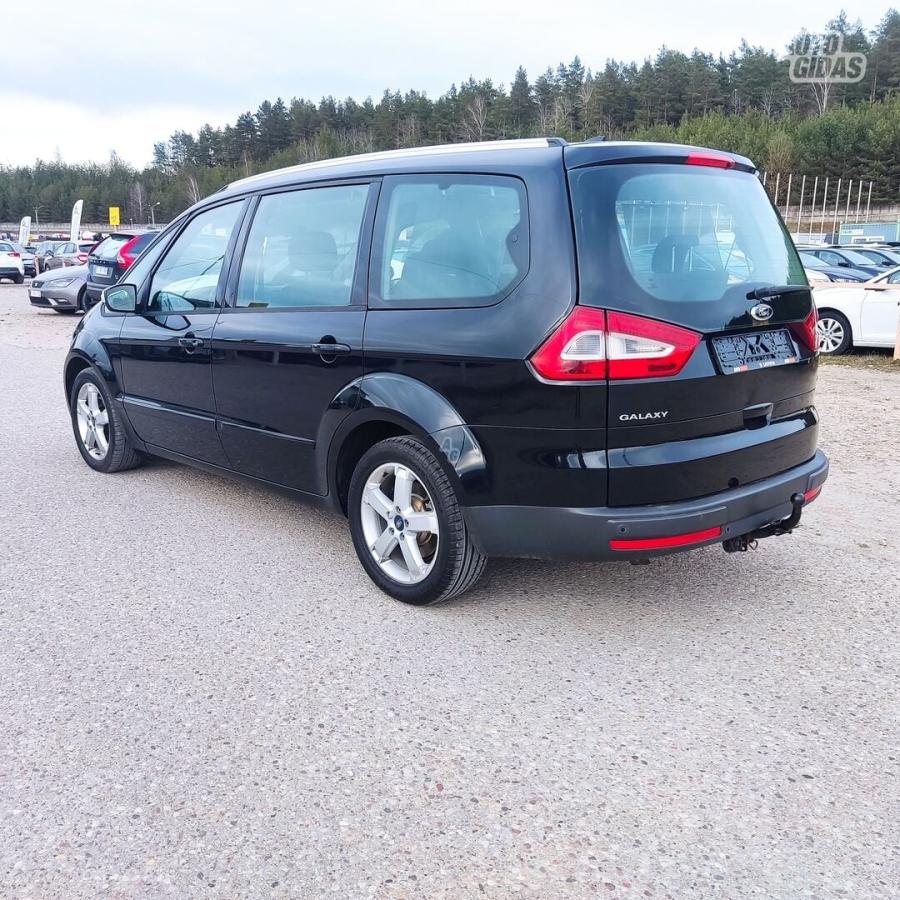 Black Ford Galaxy 2014 in Vilnius, with an engine capacity of 2.00 L and mileage of 290 thousand km for 6300 €, photo 7 on AUTOMOTO.COM.LV