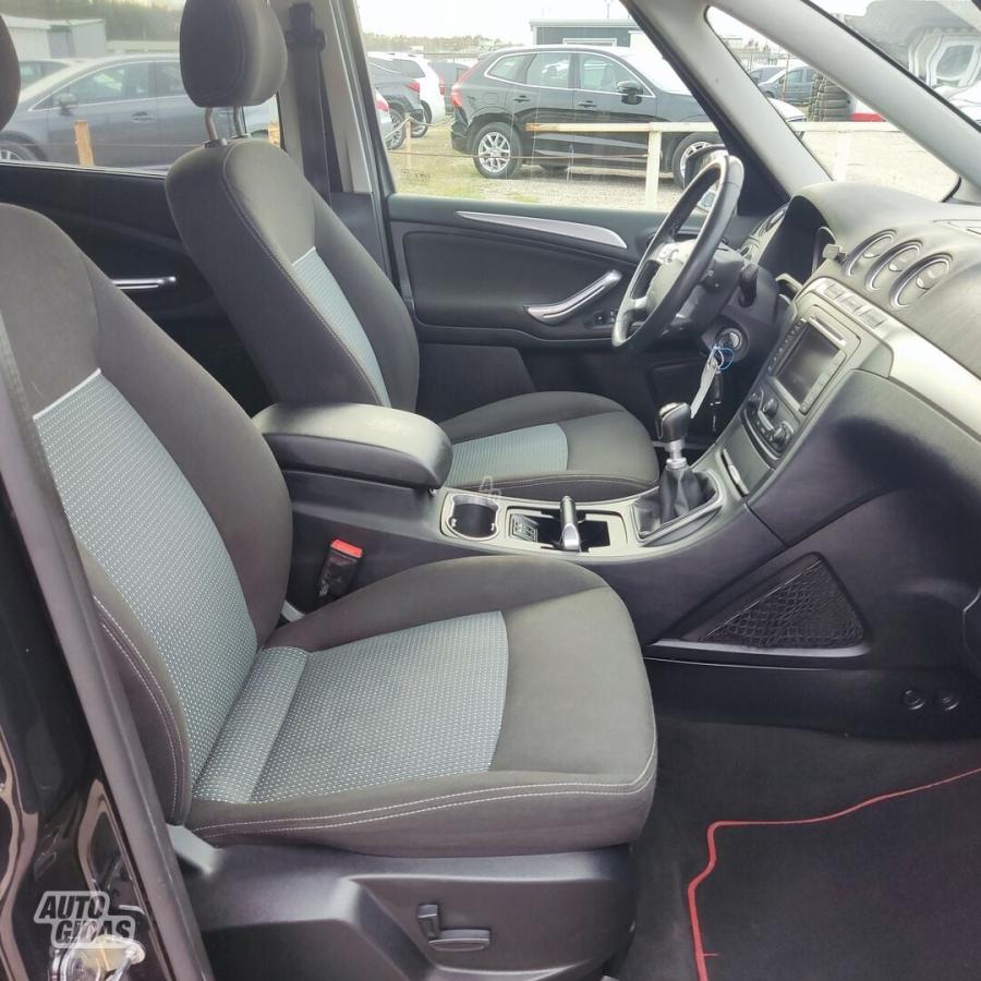 Black Ford Galaxy 2014 in Vilnius, with an engine capacity of 2.00 L and mileage of 290 thousand km for 6300 €, photo 10 on AUTOMOTO.COM.LV