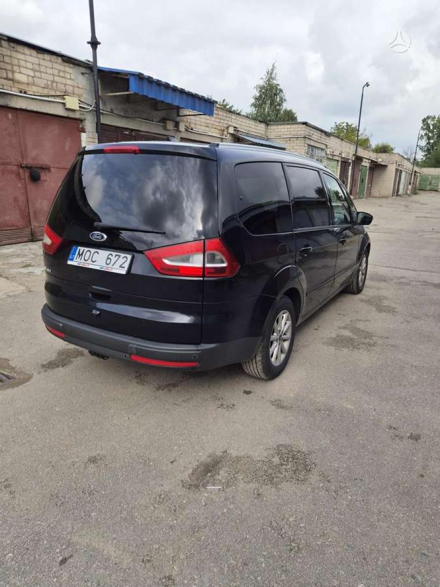 Melns Ford Galaxy 2014 Kauņa, ar dzinēja tilpumu 2.00 L un nobraukumu 291 tūkst. km par 5100 €, foto 6 vietnē AUTOMOTO.COM.LV