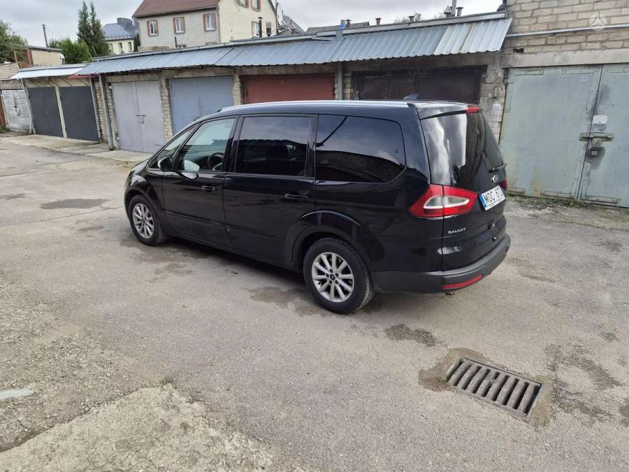Melns Ford Galaxy 2014 Kauņa, ar dzinēja tilpumu 2.00 L un nobraukumu 291 tūkst. km par 5100 €, foto 8 vietnē AUTOMOTO.COM.LV