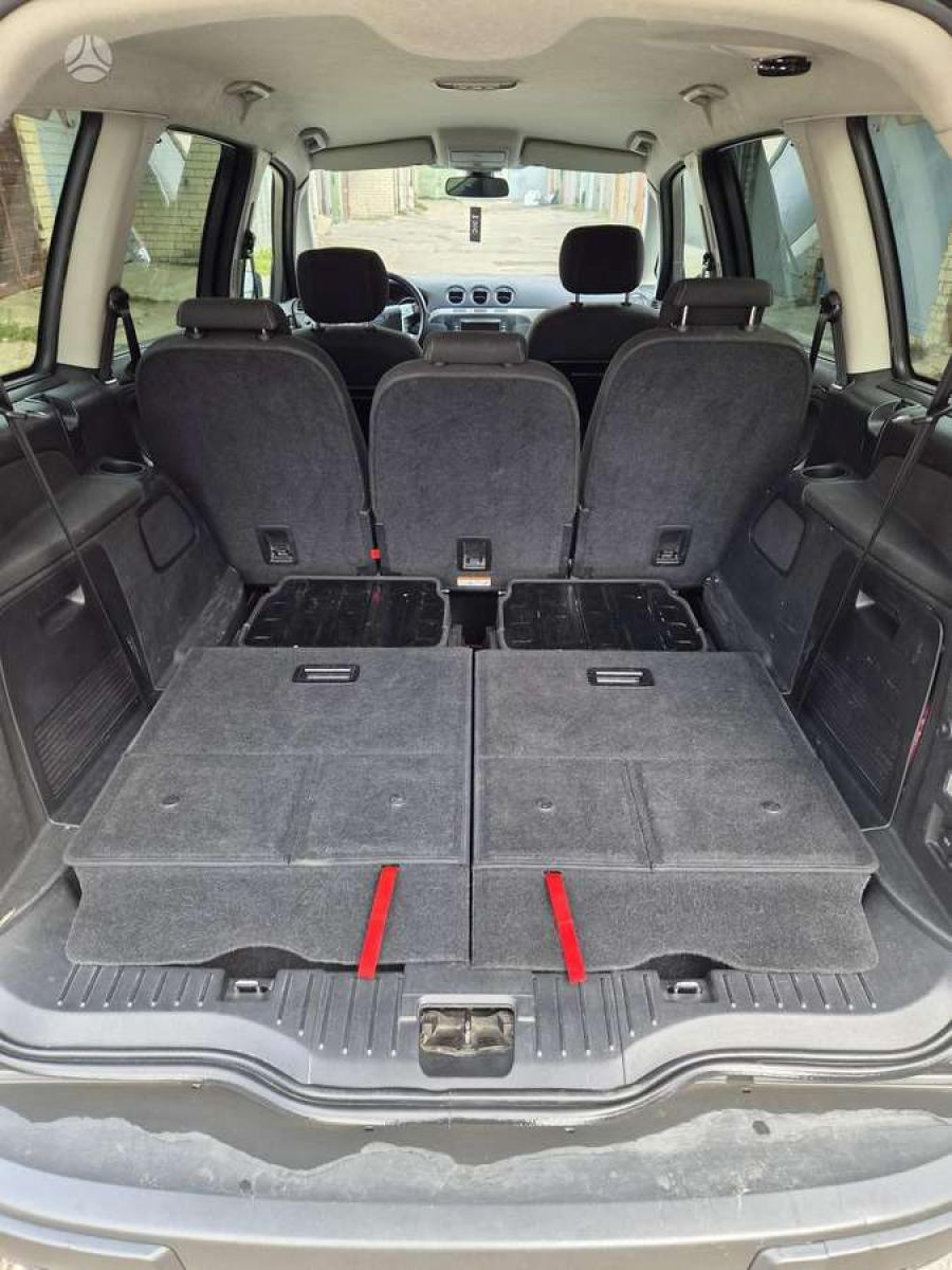 Melns Ford Galaxy 2014 Kauņa, ar dzinēja tilpumu 2.00 L un nobraukumu 291 tūkst. km par 5100 €, foto 14 vietnē AUTOMOTO.COM.LV