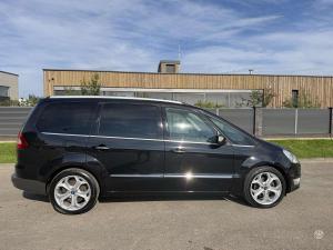 Black Ford Galaxy 2014 in Siauliai, with an engine capacity of 2.00 L and mileage of 236 thousand km for 6750 €, photo 4 on AUTOMOTO.COM.LV