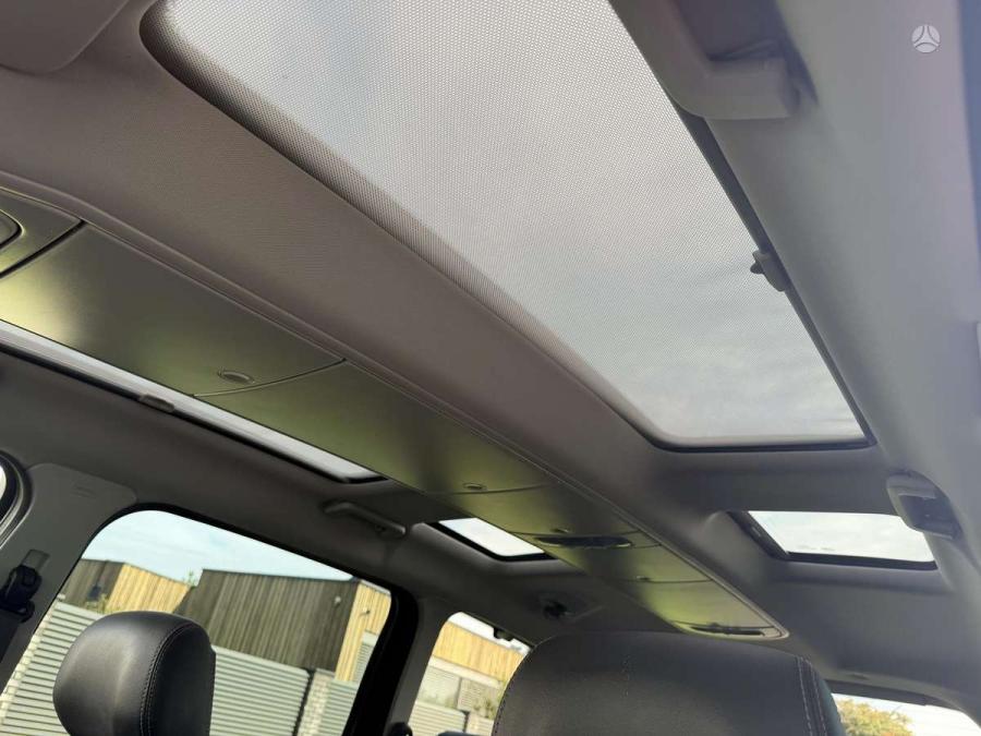 Black Ford Galaxy 2014 in Siauliai, with an engine capacity of 2.00 L and mileage of 236 thousand km for 6750 €, photo 19 on AUTOMOTO.COM.LV