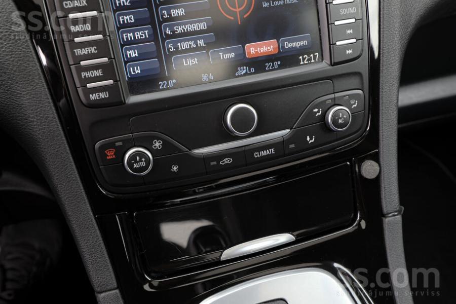 Melns Ford Galaxy 2014 Jelgava, ar dzinēja tilpumu 2.00 L un nobraukumu 0 tūkst. km par 6990 €, foto 22 vietnē AUTOMOTO.COM.LV
