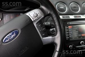 Melns Ford Galaxy 2014 Jelgava, ar dzinēja tilpumu 2.00 L un nobraukumu 0 tūkst. km par 6990 €, foto 26 vietnē AUTOMOTO.COM.LV