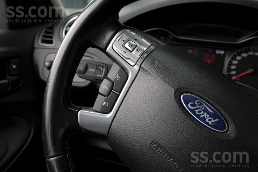 Melns Ford Galaxy 2014 Jelgava, ar dzinēja tilpumu 2.00 L un nobraukumu 0 tūkst. km par 6990 €, foto 27 vietnē AUTOMOTO.COM.LV