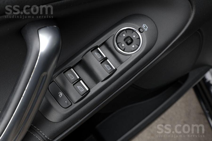 Melns Ford Galaxy 2014 Jelgava, ar dzinēja tilpumu 2.00 L un nobraukumu 0 tūkst. km par 6990 €, foto 29 vietnē AUTOMOTO.COM.LV