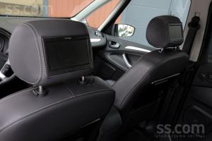Melns Ford Galaxy 2014 Jelgava, ar dzinēja tilpumu 2.00 L un nobraukumu 0 tūkst. km par 6990 €, foto 32 vietnē AUTOMOTO.COM.LV
