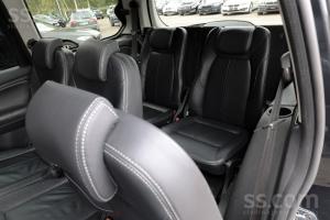 Melns Ford Galaxy 2014 Jelgava, ar dzinēja tilpumu 2.00 L un nobraukumu 0 tūkst. km par 6990 €, foto 33 vietnē AUTOMOTO.COM.LV