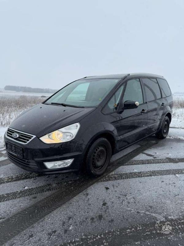 Black Ford Galaxy 2015 in Plunge, with an engine capacity of 2.00 L and mileage of 284 thousand km for 5600 €, photo 8 on AUTOMOTO.COM.LV