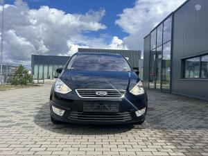 Black Ford Galaxy 2015 in Siauliai, with an engine capacity of 2.00 L and mileage of 264 thousand km for 5600 €, photo 3 on AUTOMOTO.COM.LV
