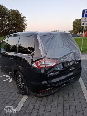 Melns Ford Galaxy 2015 Panevēža, ar dzinēja tilpumu 2.00 L un nobraukumu 223 tūkst. km par 5650 €, foto 4 vietnē AUTOMOTO.COM.LV