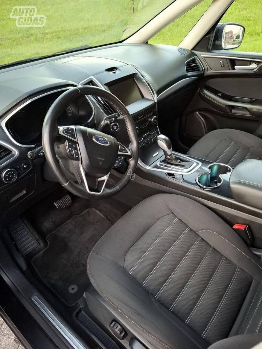 Melns Ford Galaxy 2015 Panevēža, ar dzinēja tilpumu 2.00 L un nobraukumu 223 tūkst. km par 5650 €, foto 7 vietnē AUTOMOTO.COM.LV