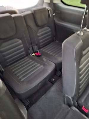 Melns Ford Galaxy 2015 Panevēža, ar dzinēja tilpumu 2.00 L un nobraukumu 223 tūkst. km par 5650 €, foto 10 vietnē AUTOMOTO.COM.LV