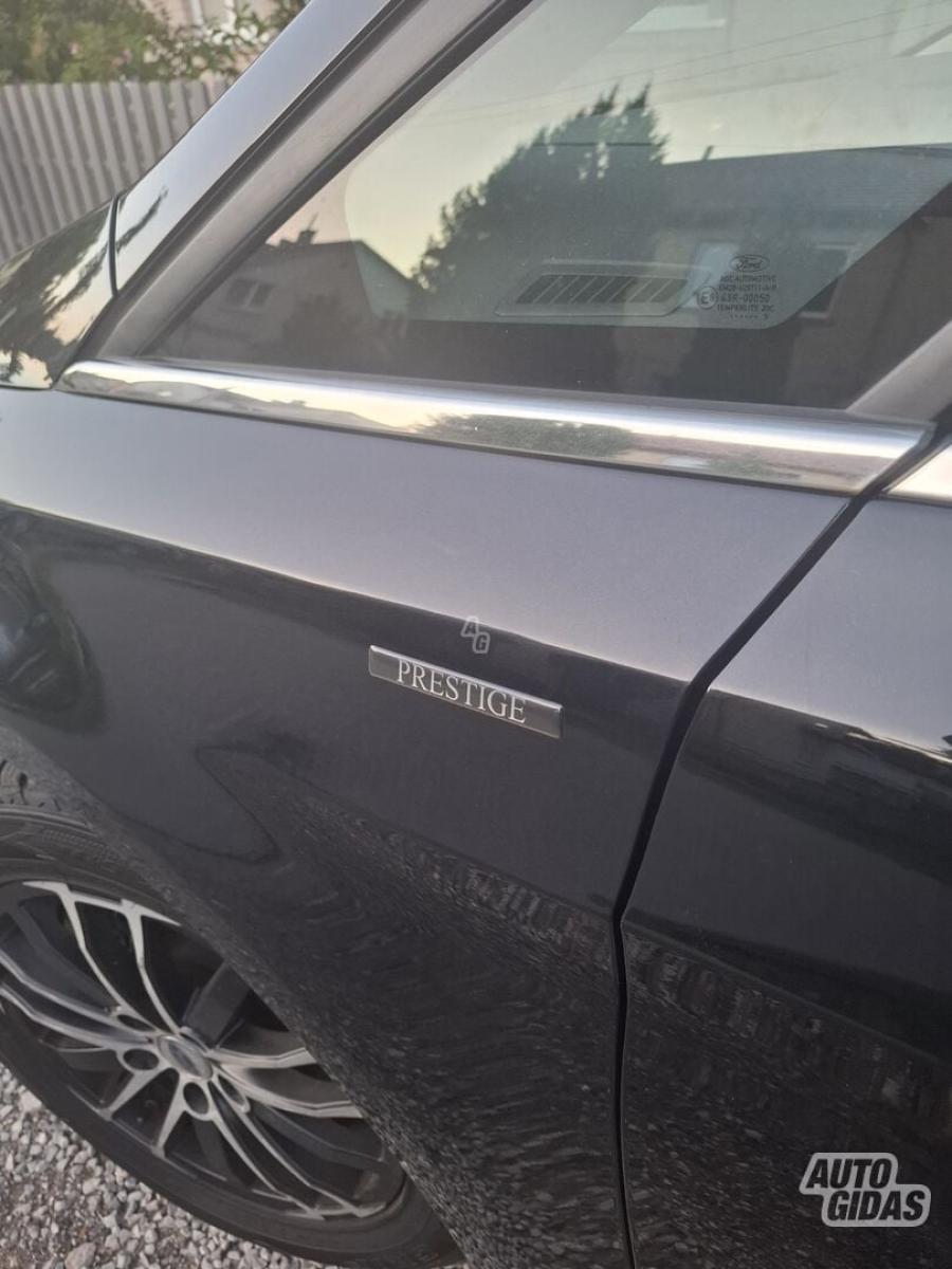 Melns Ford Galaxy 2015 Panevēža, ar dzinēja tilpumu 2.00 L un nobraukumu 223 tūkst. km par 5650 €, foto 12 vietnē AUTOMOTO.COM.LV