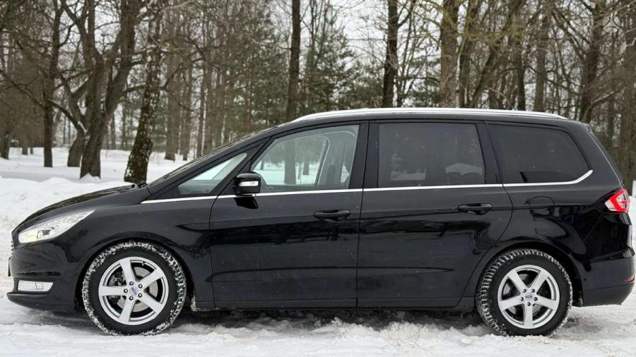 Black Ford Galaxy 2016 in Panevezys, with an engine capacity of 2.00 L and mileage of 261 thousand km for 9500 €, photo 10 on AUTOMOTO.COM.LV