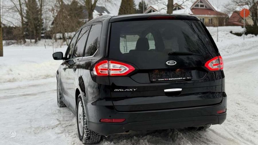 Black Ford Galaxy 2016 in Panevezys, with an engine capacity of 2.00 L and mileage of 261 thousand km for 9500 €, photo 12 on AUTOMOTO.COM.LV