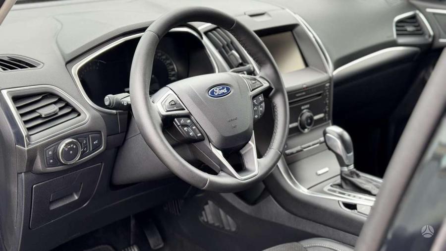 Black Ford Galaxy 2016 in Telschi, with an engine capacity of 2.00 L and mileage of 225 thousand km for 9800 €, photo 12 on AUTOMOTO.COM.LV