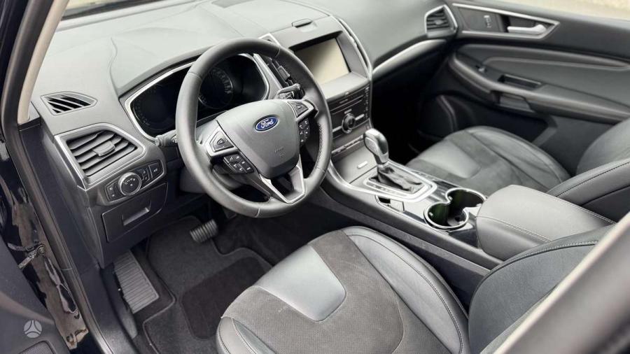 Black Ford Galaxy 2016 in Telschi, with an engine capacity of 2.00 L and mileage of 225 thousand km for 9800 €, photo 13 on AUTOMOTO.COM.LV