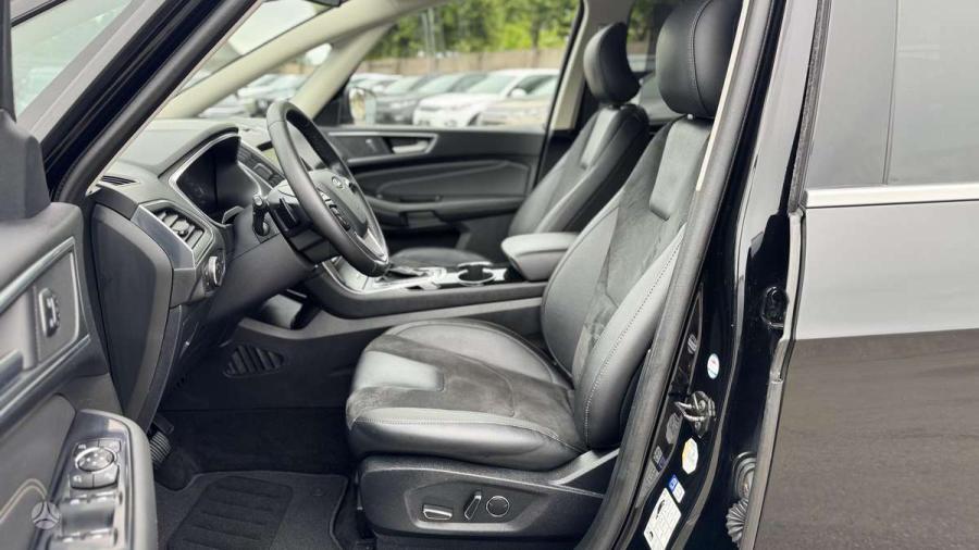 Black Ford Galaxy 2016 in Telschi, with an engine capacity of 2.00 L and mileage of 225 thousand km for 9800 €, photo 14 on AUTOMOTO.COM.LV