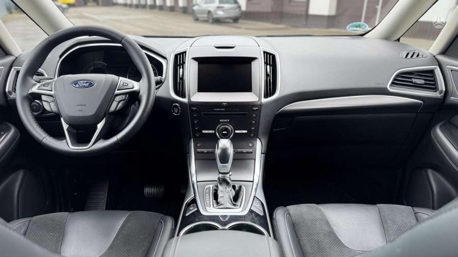 Black Ford Galaxy 2016 in Telschi, with an engine capacity of 2.00 L and mileage of 225 thousand km for 9800 €, photo 15 on AUTOMOTO.COM.LV
