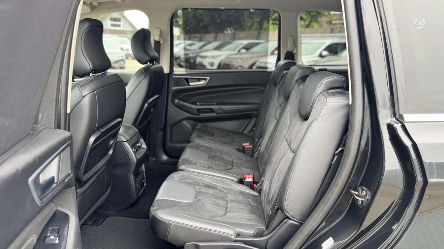 Black Ford Galaxy 2016 in Telschi, with an engine capacity of 2.00 L and mileage of 225 thousand km for 9800 €, photo 19 on AUTOMOTO.COM.LV