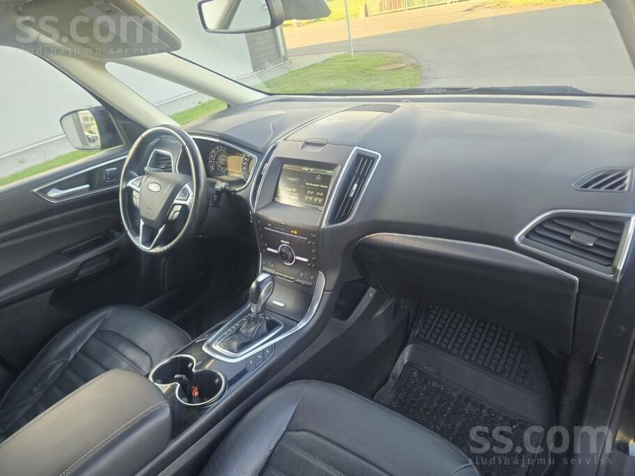 Black Ford Galaxy 2016 in Riga, with an engine capacity of 2.00 L and mileage of 0 thousand km for 7700 €, photo 6 on AUTOMOTO.COM.LV