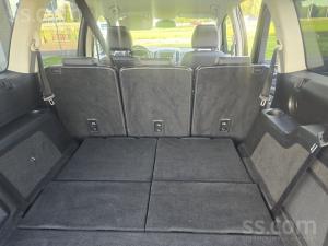 Black Ford Galaxy 2016 in Riga, with an engine capacity of 2.00 L and mileage of 0 thousand km for 7700 €, photo 9 on AUTOMOTO.COM.LV