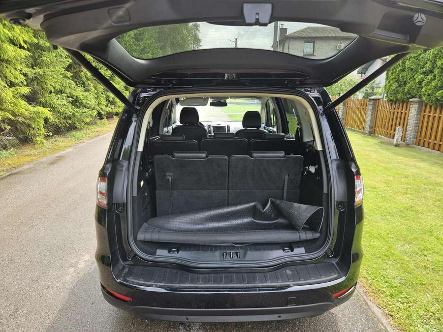 Black Ford Galaxy 2016 in Marijampole, with an engine capacity of 2.00 L and mileage of 196 thousand km for 8500 €, photo 6 on AUTOMOTO.COM.LV