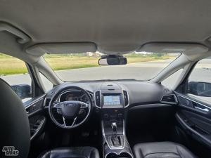 Melns Ford Galaxy 2016 Šauļi, ar dzinēja tilpumu 2.00 L un nobraukumu 235 tūkst. km par 8000 €, foto 17 vietnē AUTOMOTO.COM.LV