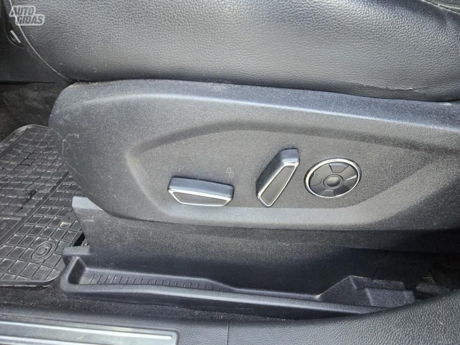 Melns Ford Galaxy 2016 Šauļi, ar dzinēja tilpumu 2.00 L un nobraukumu 235 tūkst. km par 8000 €, foto 19 vietnē AUTOMOTO.COM.LV