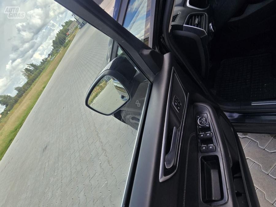 Melns Ford Galaxy 2016 Šauļi, ar dzinēja tilpumu 2.00 L un nobraukumu 235 tūkst. km par 8000 €, foto 21 vietnē AUTOMOTO.COM.LV