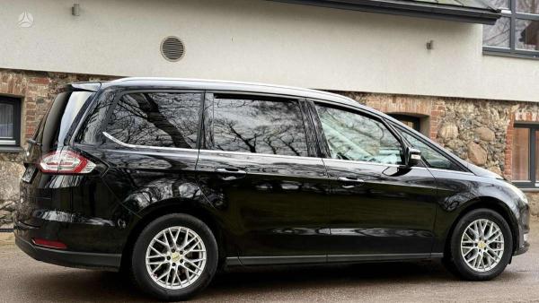 Black Ford Galaxy 2017 in Panevezys, with an engine capacity of 2.00 L and mileage of 245 thousand km for 9900 €, photo 5 on AUTOMOTO.COM.LV